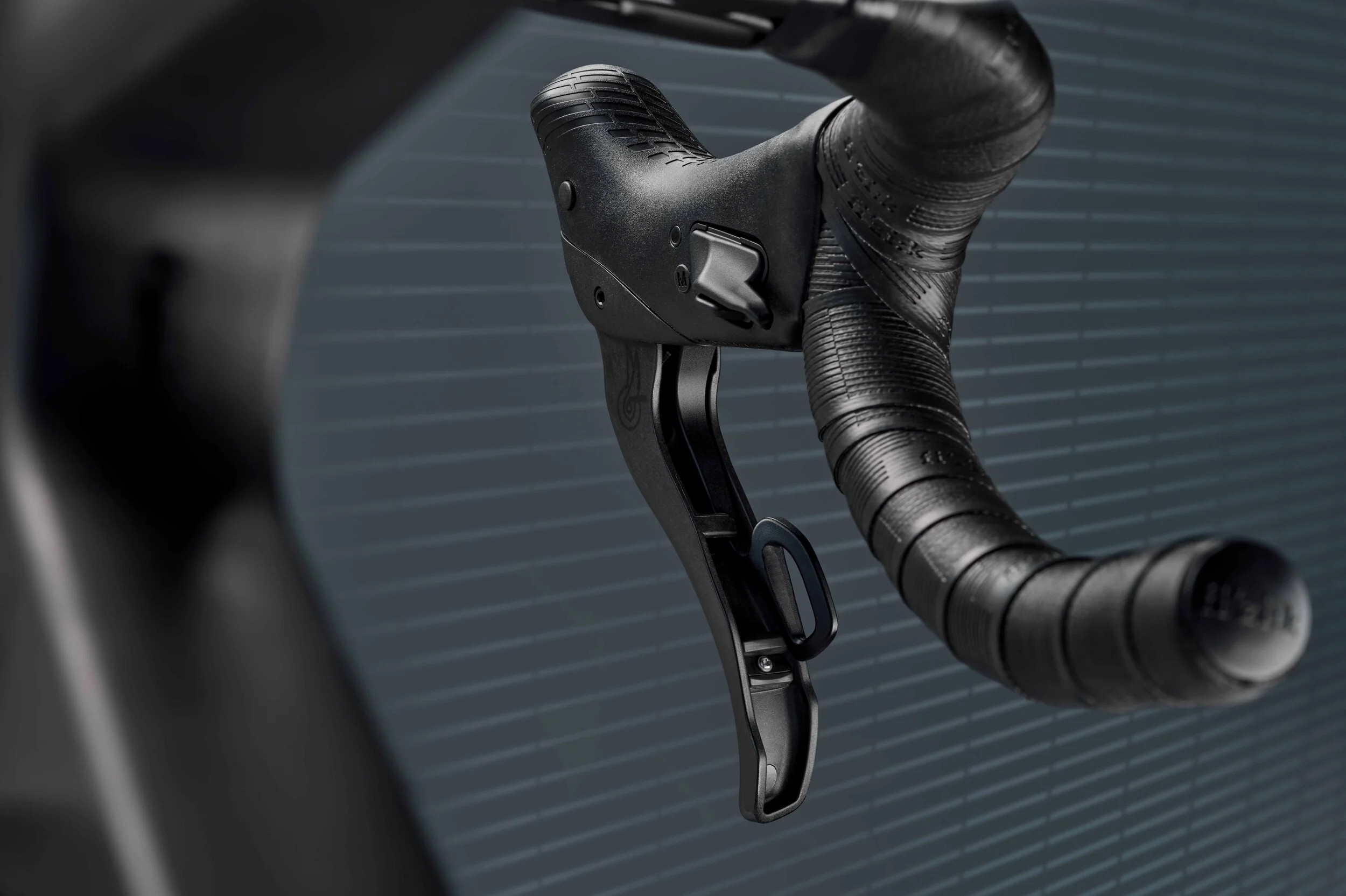 Campy Super Record 13: World’s First 2×13 Wireless Groupset